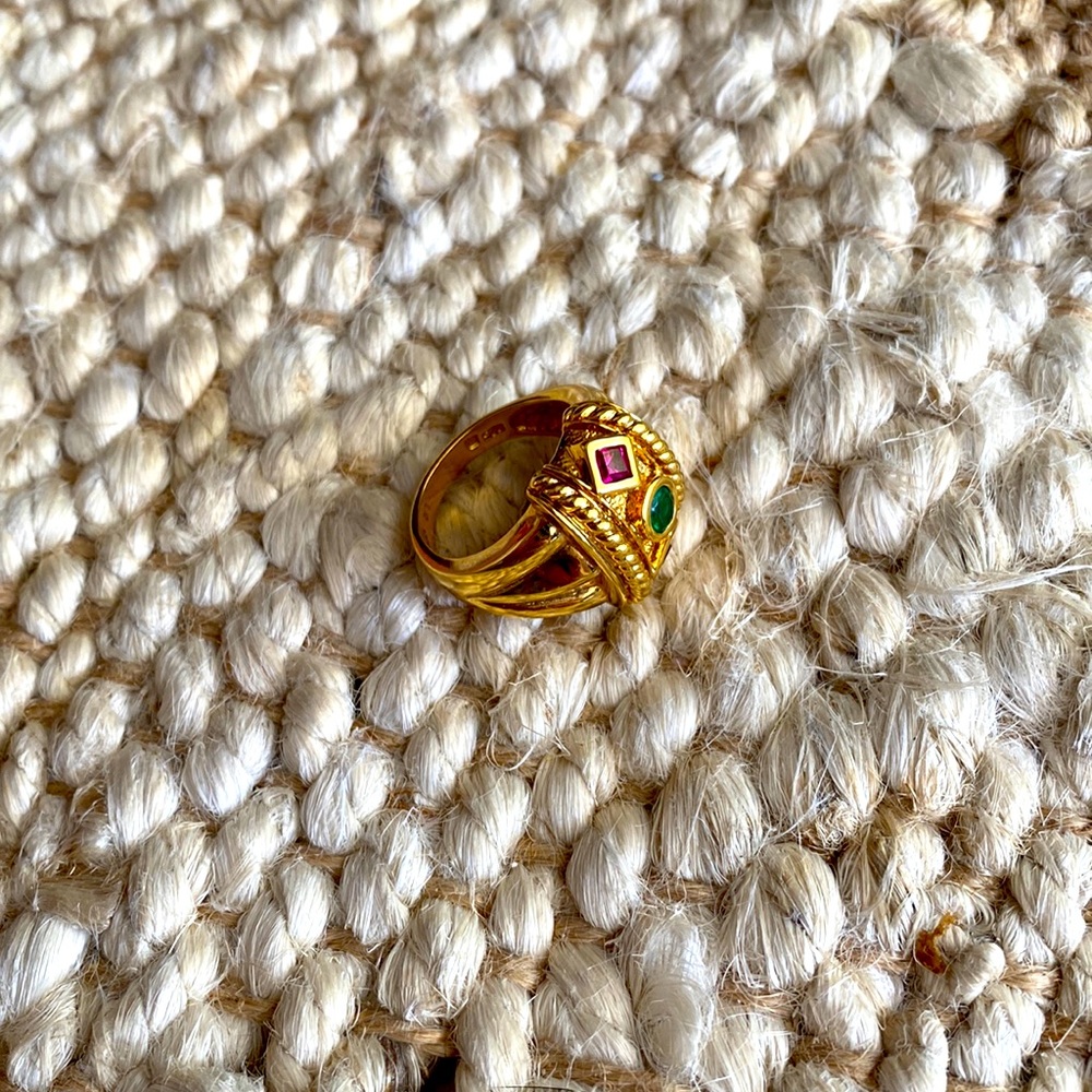 Jeweled Gold Costume Ring - Gem